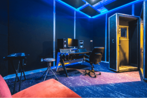 SEE INSIDE RECORDING STUDIOS - Band Barracks
